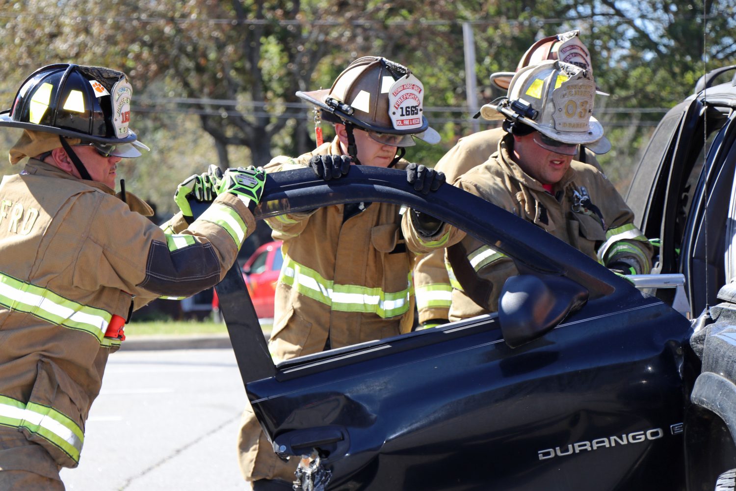Firefighters Demonstrate Vehicle Extraction at Etowah Elementary ...